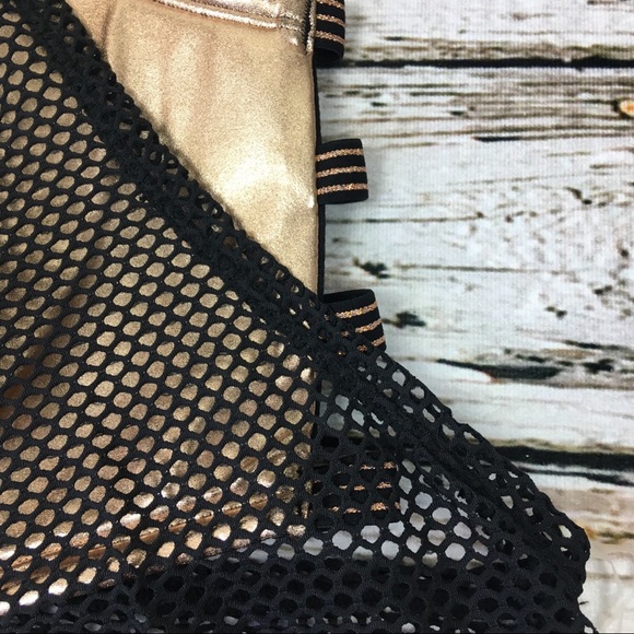 Cacique | Swim | Nwt Cacique Rose Gold Fishnet Blouson Tankini Top ...